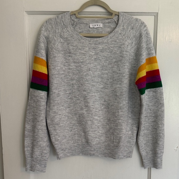 THML | Sweaters | Thml Heather Gray Sweater With Colorful Sleeve ...
